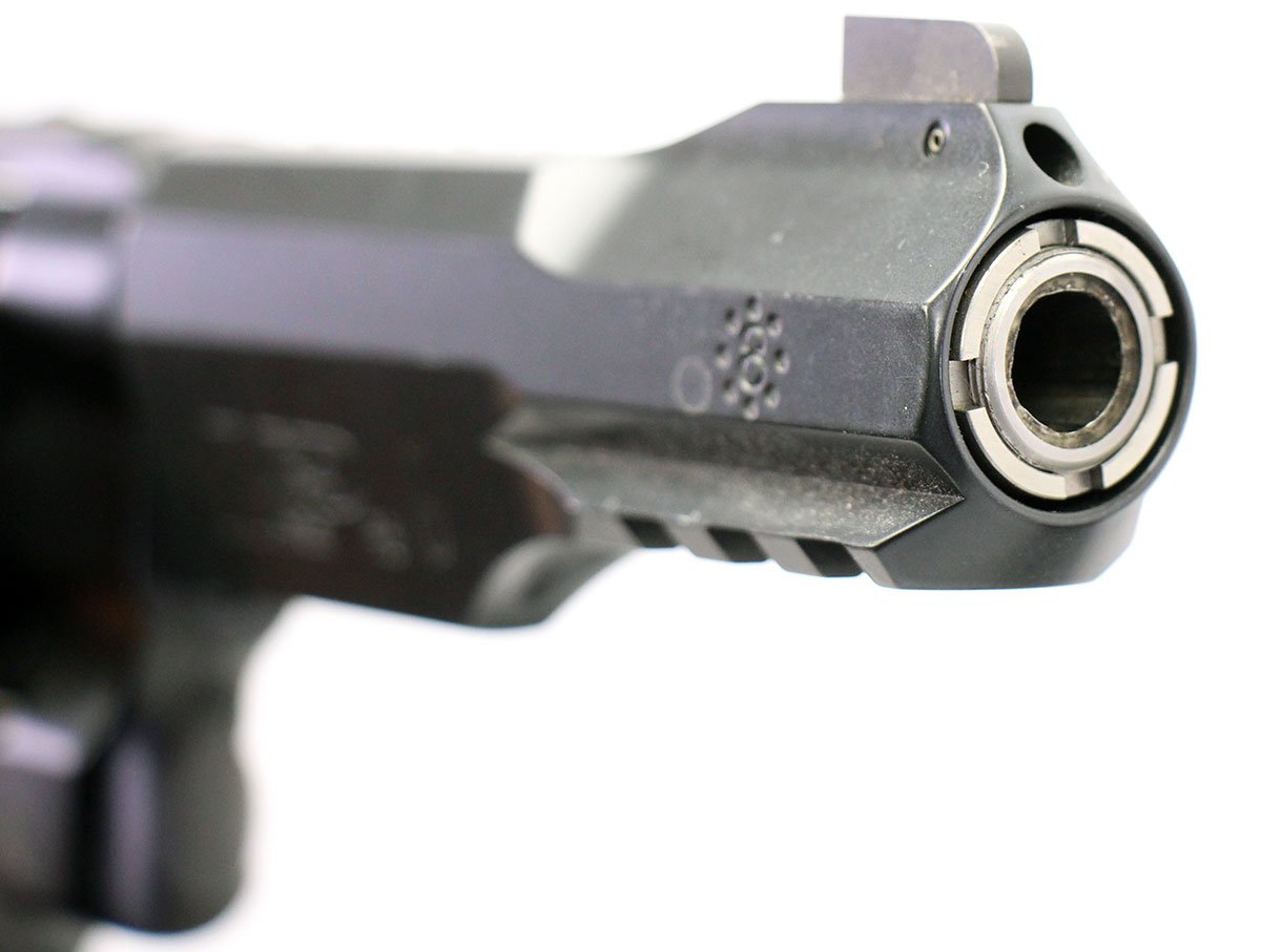 Smith & Wesson M327 M&P R8 357 Revolver - Used in Good Condition with Box